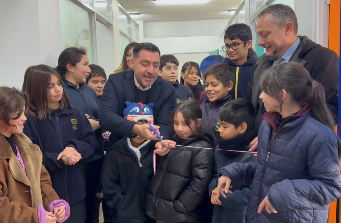 Inauguran remodelación de la sala del Programa de Integración Escolar ...
